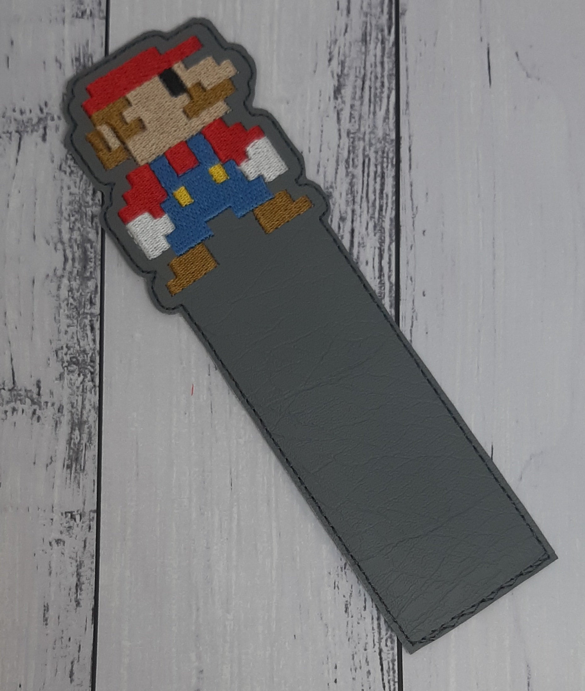 8 Bit Mario Bookmark | Stitch Wars